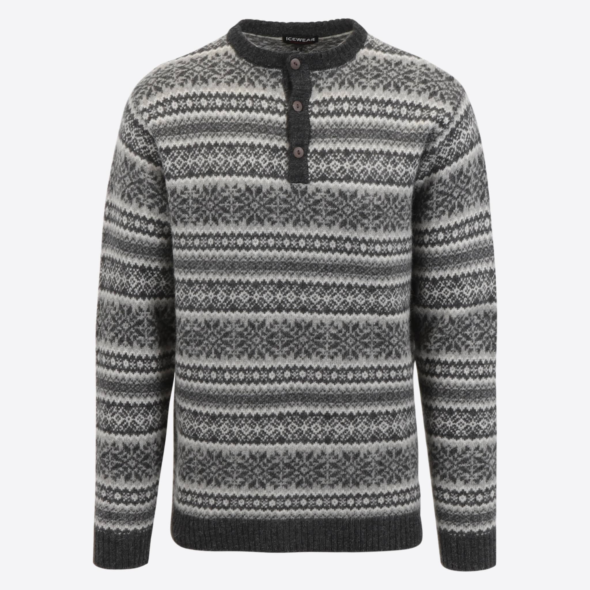 Traditional Nordic men’s knitted jumpers and turtlenecks