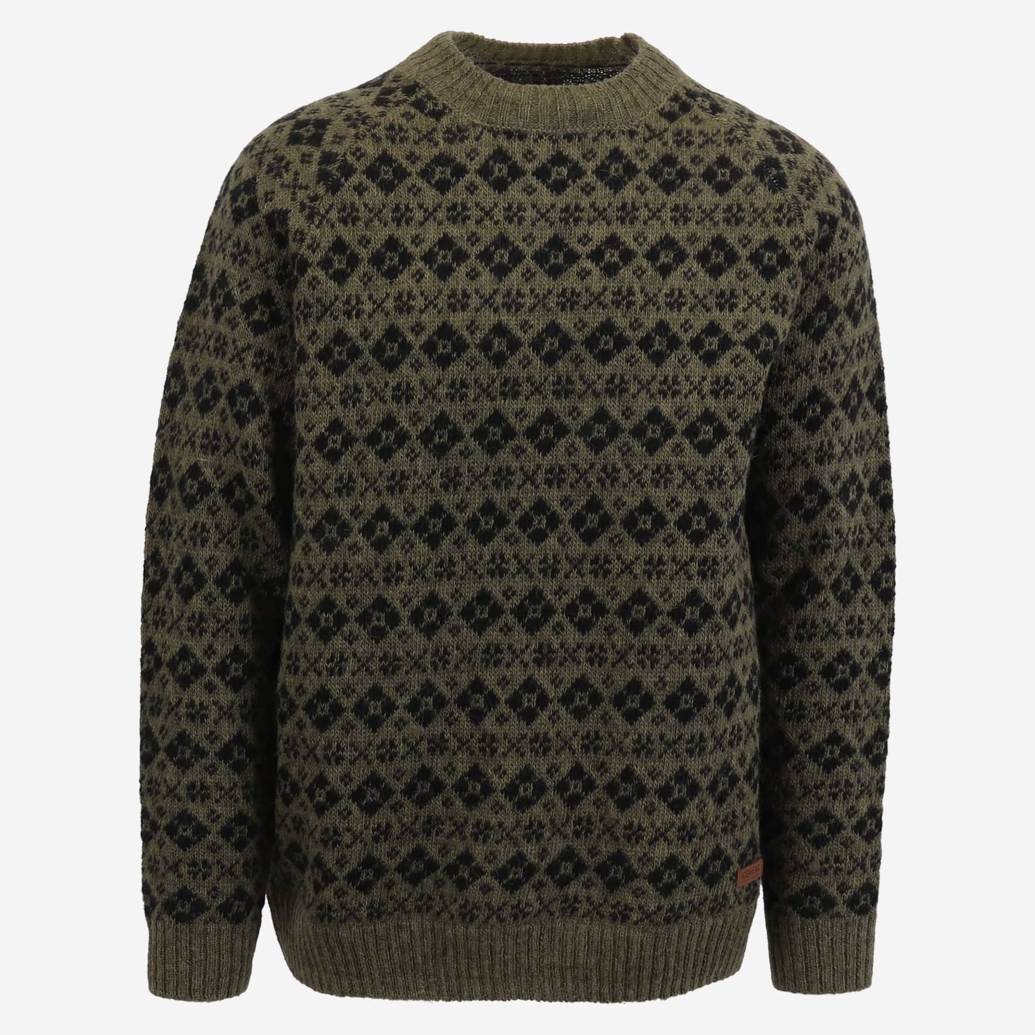 Traditional Nordic men’s knitted jumpers and turtlenecks