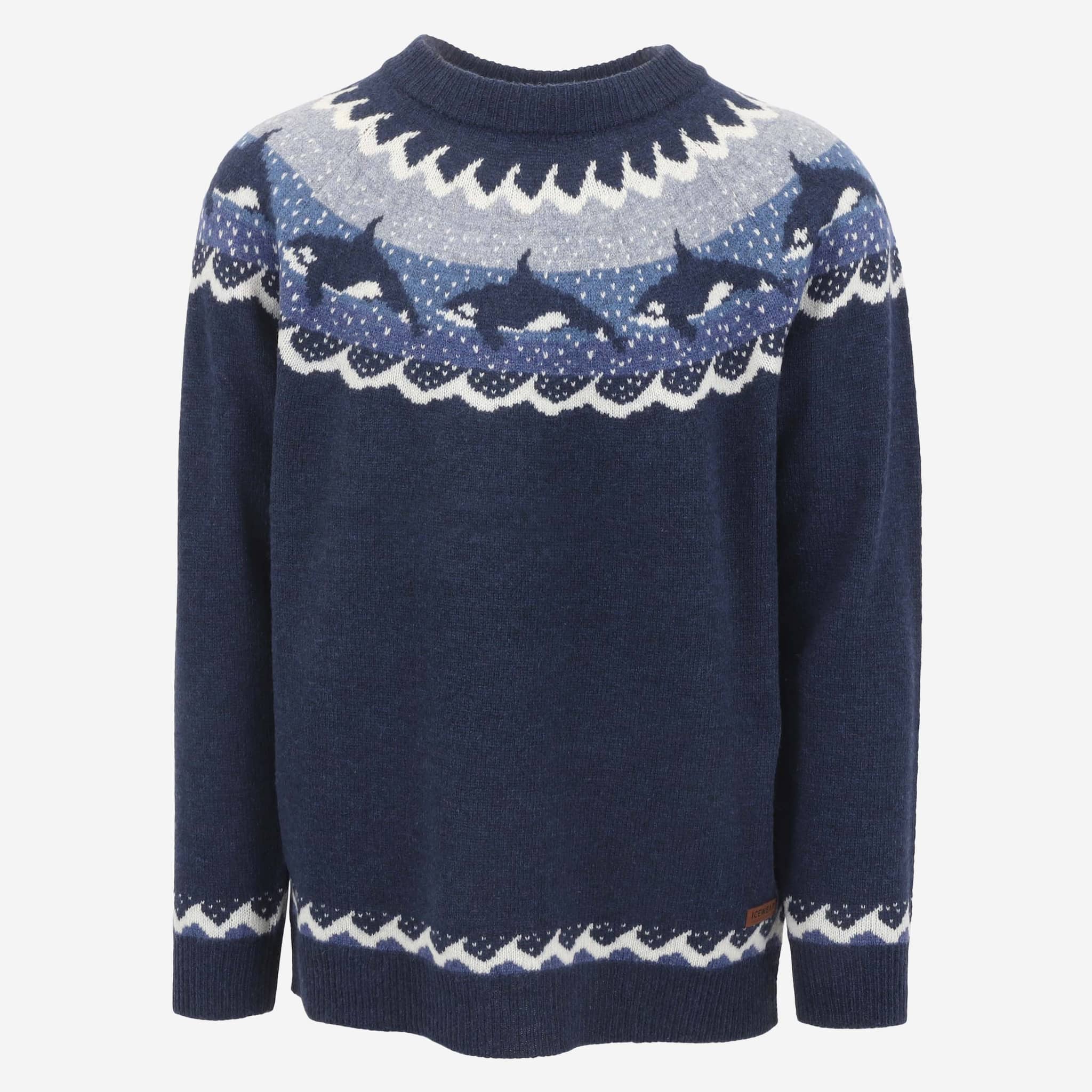 Traditional Nordic men’s knitted jumpers and turtlenecks